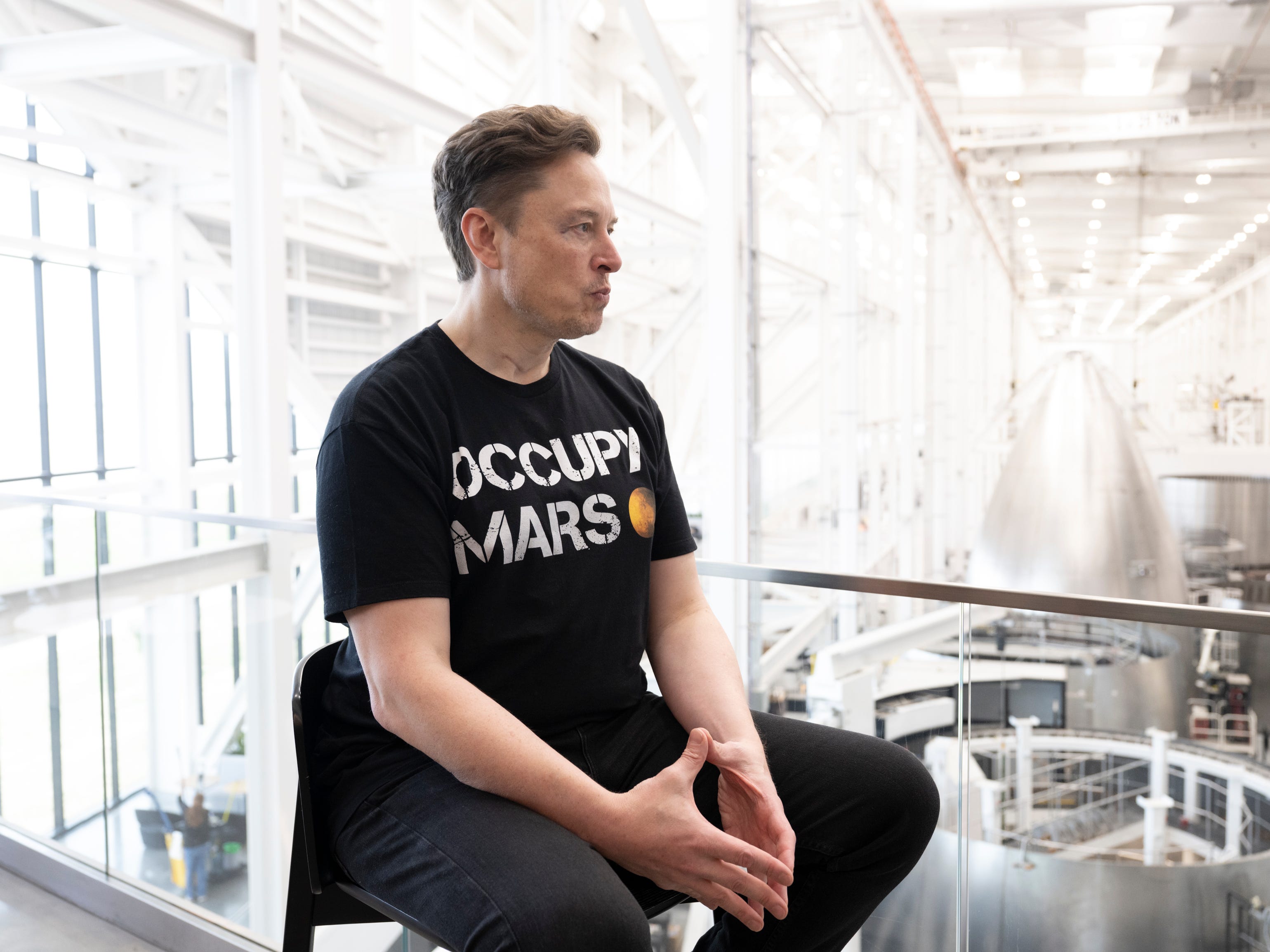 Elon Musk's Starlink is adding 20,000 new users a day as it hits 9 ...