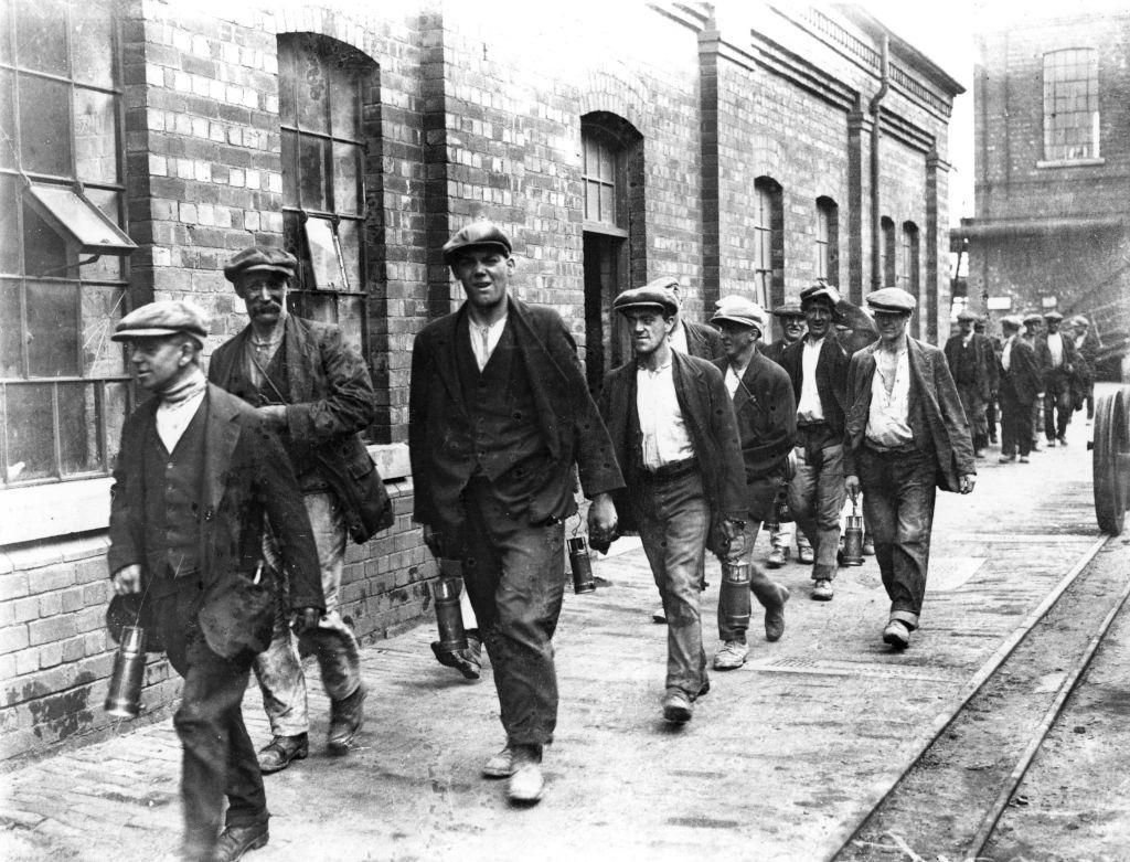 These stunning retro snaps show the Mansfield and Ashfield of ...