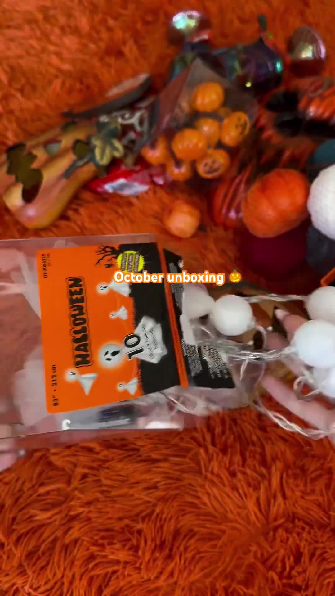 🎃 Unboxing Halloween magic! 👻