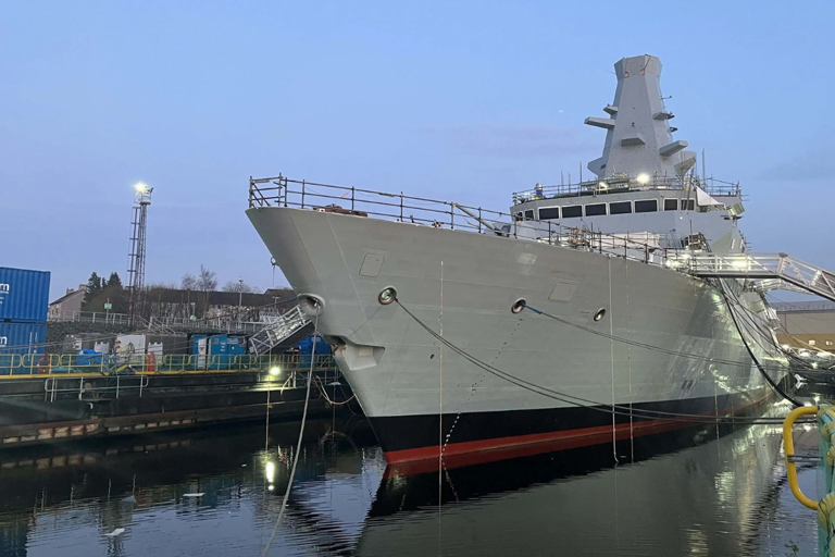 Beating heart of world’s most advanced Royal Navy frigate brought to ...