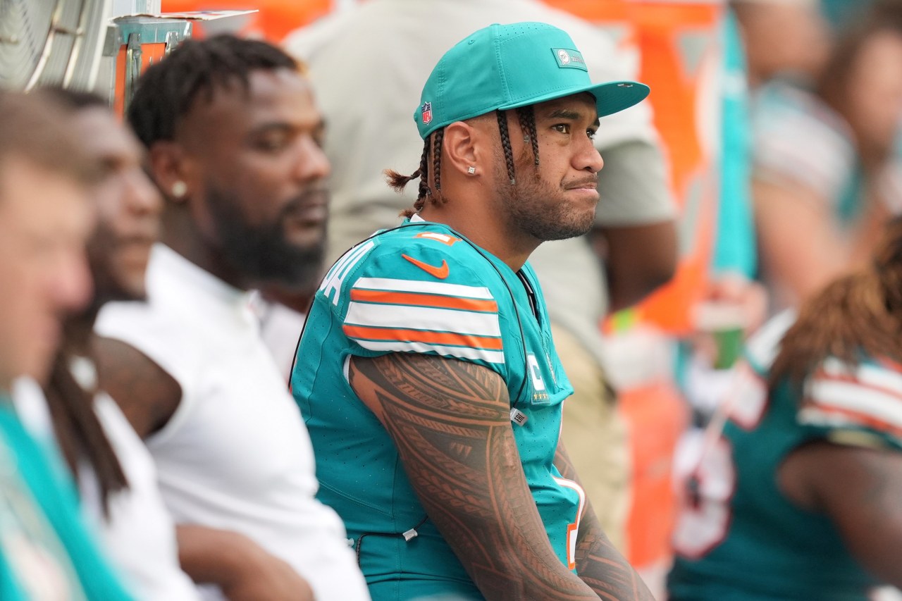The NFL’s $212 million benchwarmer