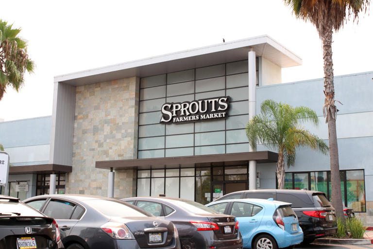 Can I shop at Sprouts on Christmas in 2025?