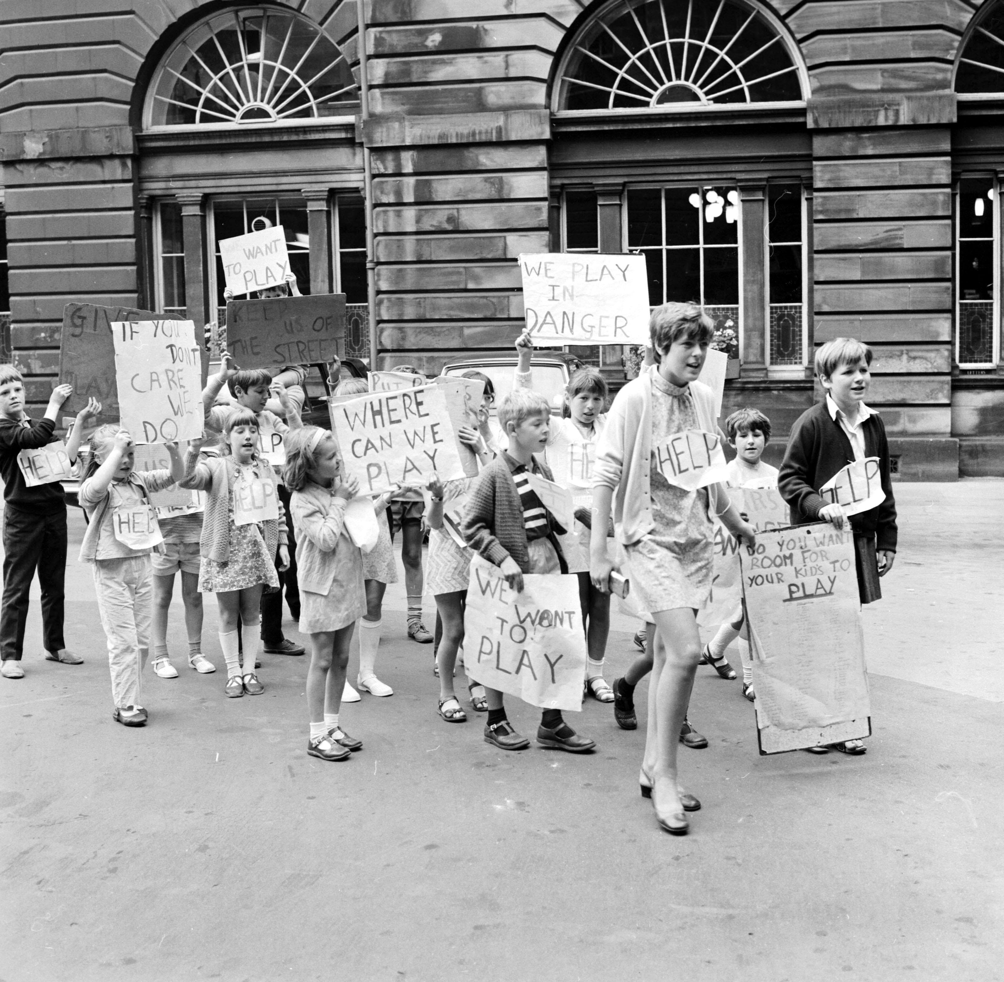 25 great Edinburgh photos of life in Clermiston over the years ...