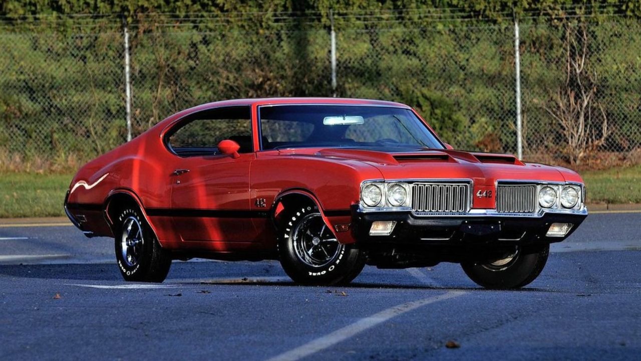 9 muscle cars that dominated local streets without exotic price tags