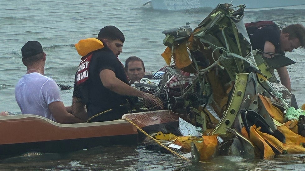Thick fog and 'zero visibility': What we know about the Galveston plane ...
