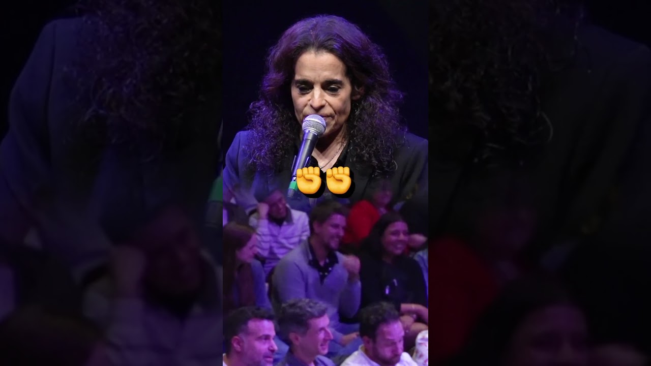 See a stand-up comedian struggle through an awkward audience interaction
