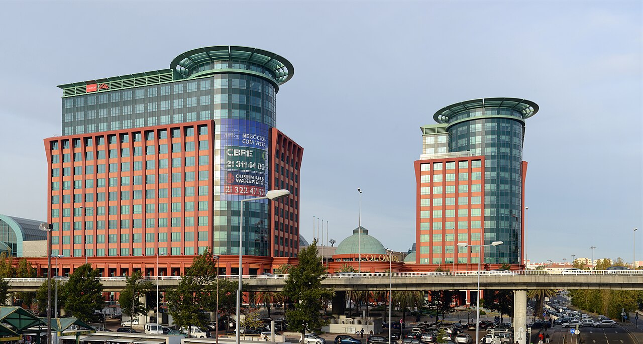 AdC dá luz verde à aquisição da Torre Oriente pela Sonae Sierra