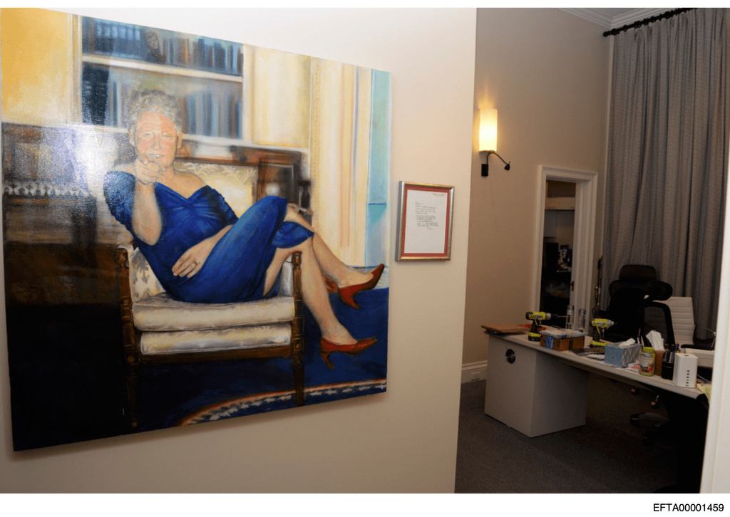 Bilder inifrån: Så ser Epsteins konstsamling ut