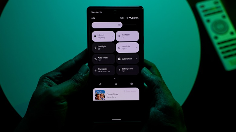 Google testing return of separate Wi-Fi and data toggles in Android 16