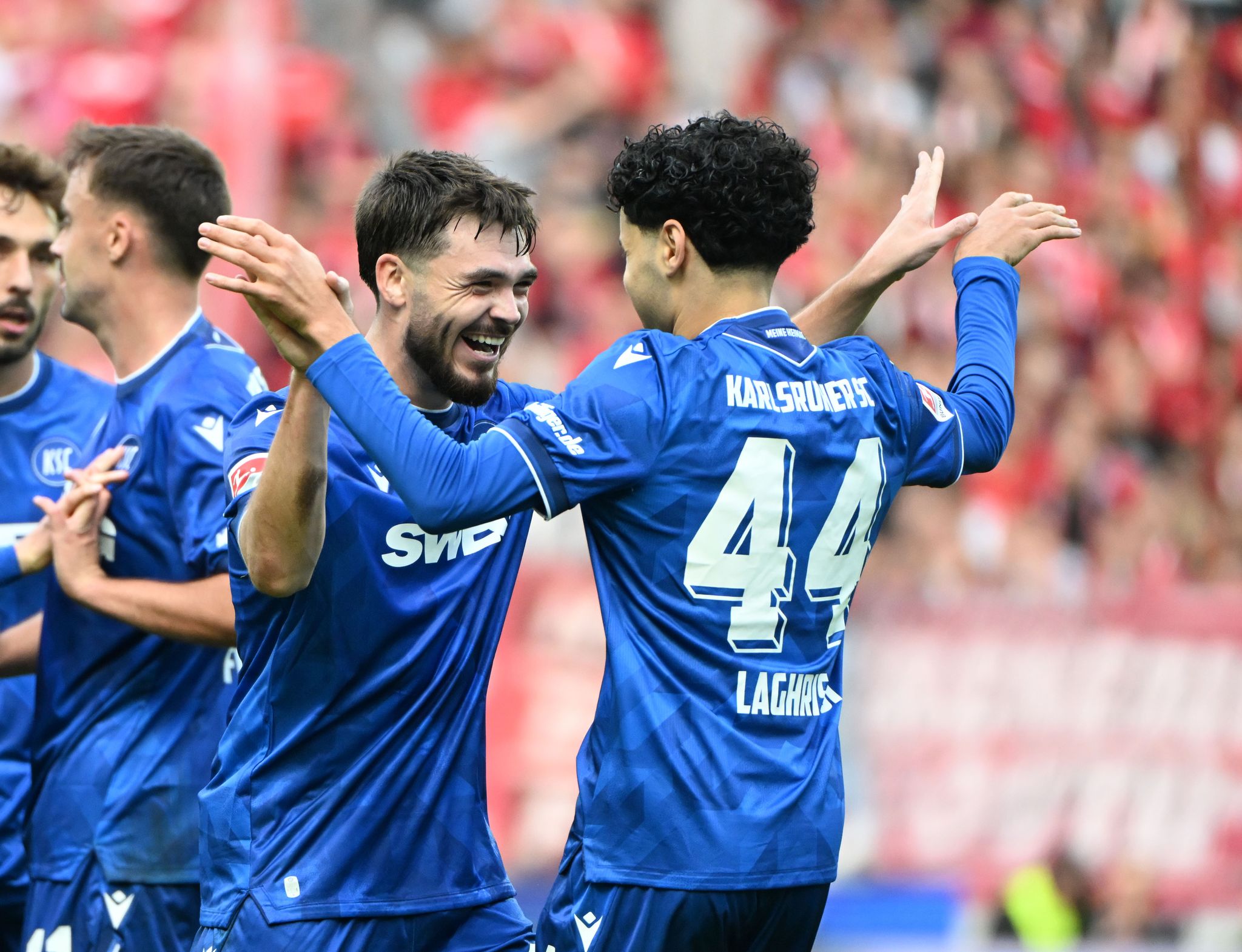 KSC bindet Sturmtalent Laghrissi mit Profivertrag