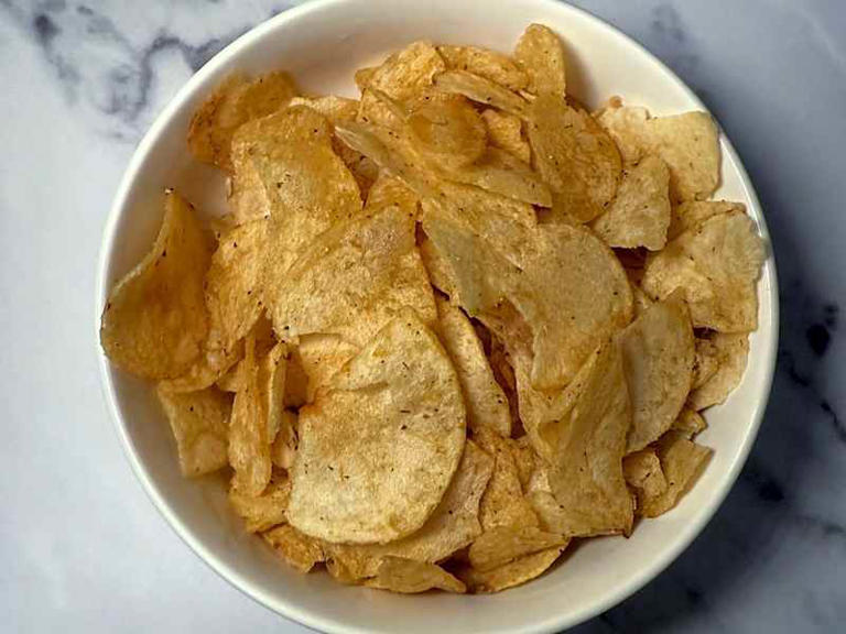 These crispy honey butter potato chips are so good, I was obsessed ...