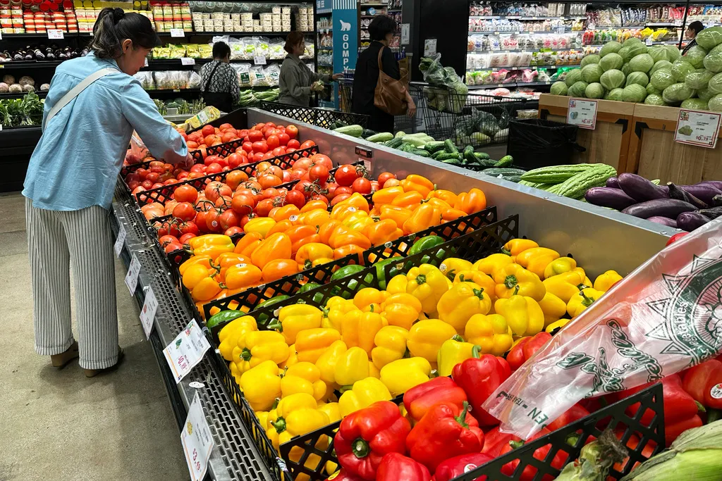 Inflation and affordability loom over midterm elections