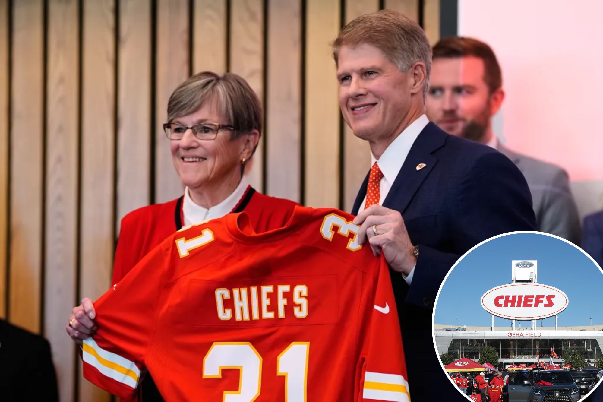 Chiefs owner Clark Hunt reveals why team chose to leave Missouri to ...