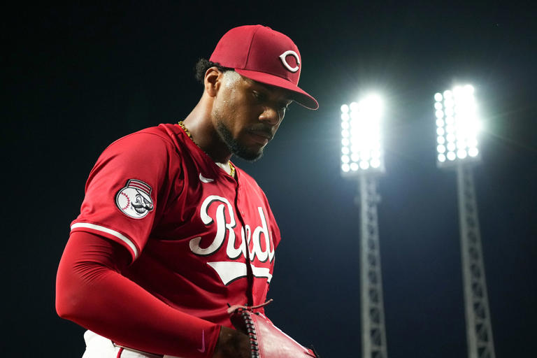 Reds' Hunter Greene declares where he wants to play as trade rumors swirl