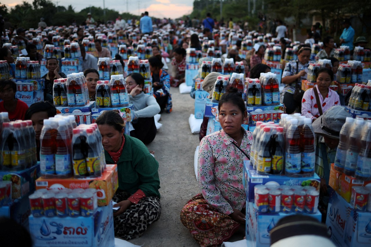Captive scam workers in Cambodia couldn’t flee as bombs fell