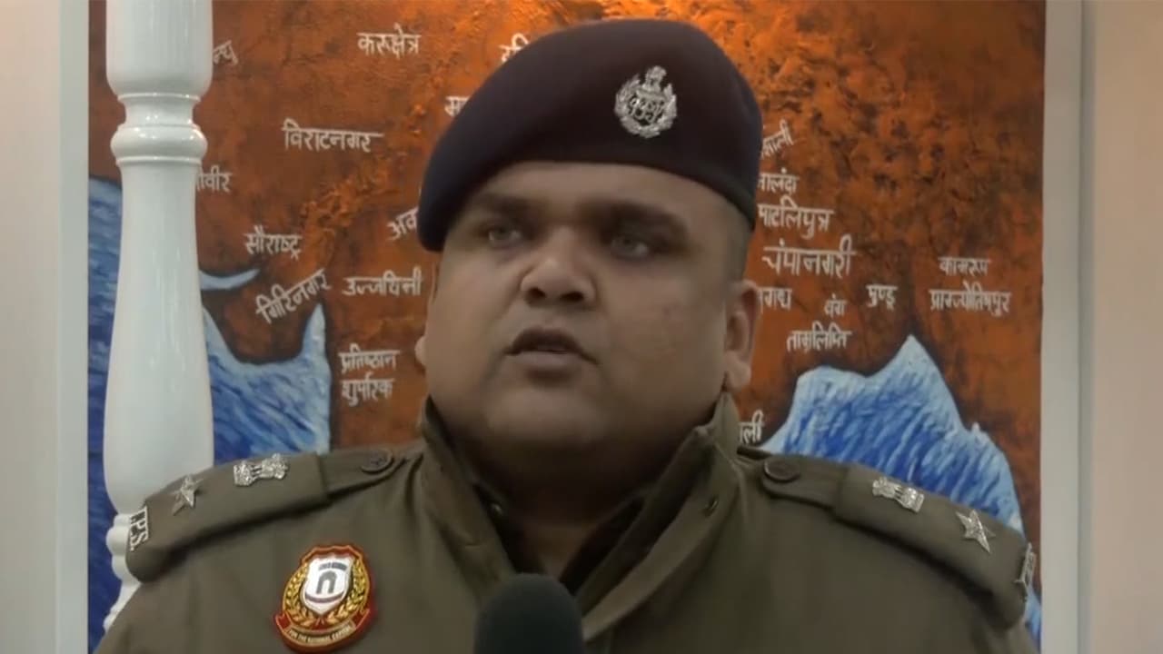 Delhi: Man held for AI-driven QR code scam siphoning Rs 1.40 lakh