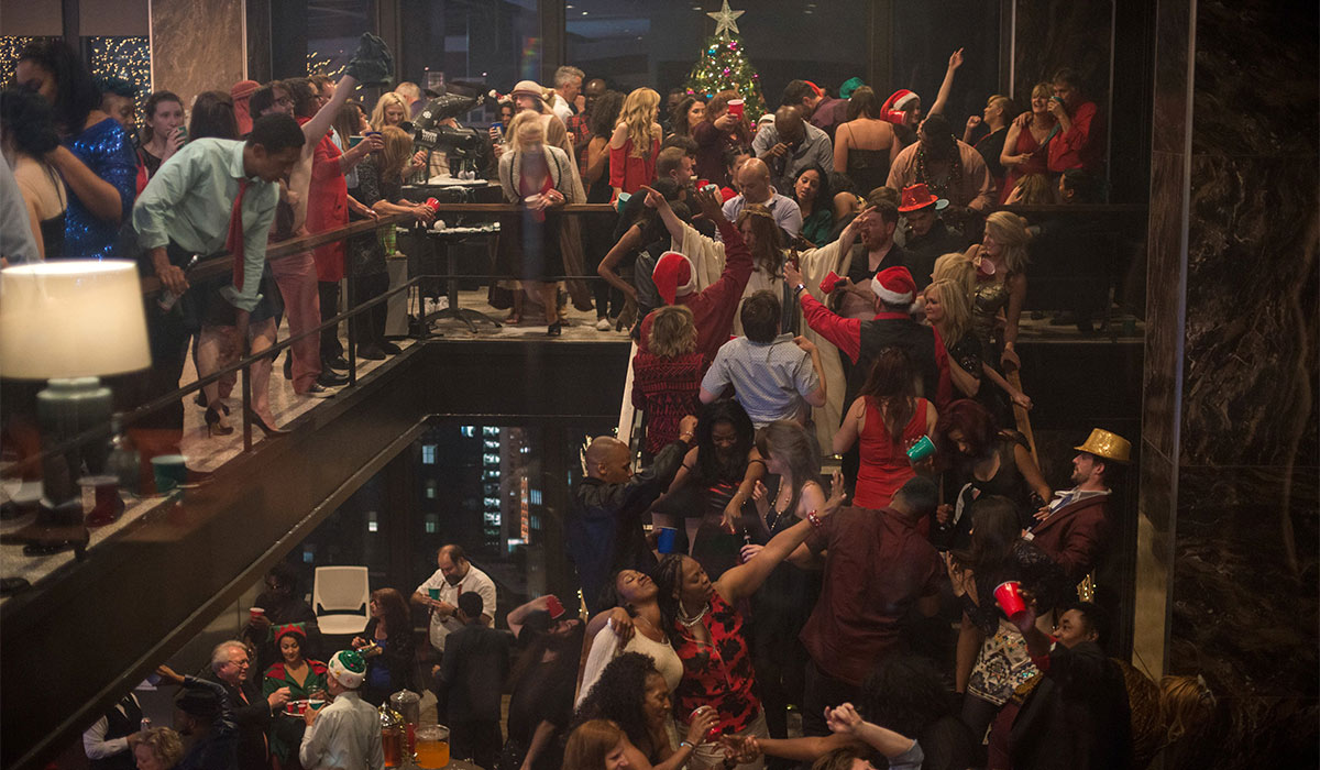 Eight people you bump into at your local pub every Christmas