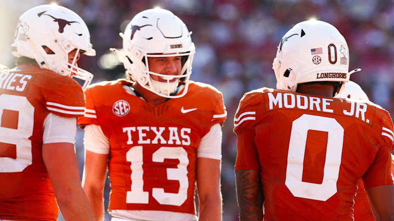 Texas WR says goodbye to DeAndre Moore Jr. after transfer portal news
