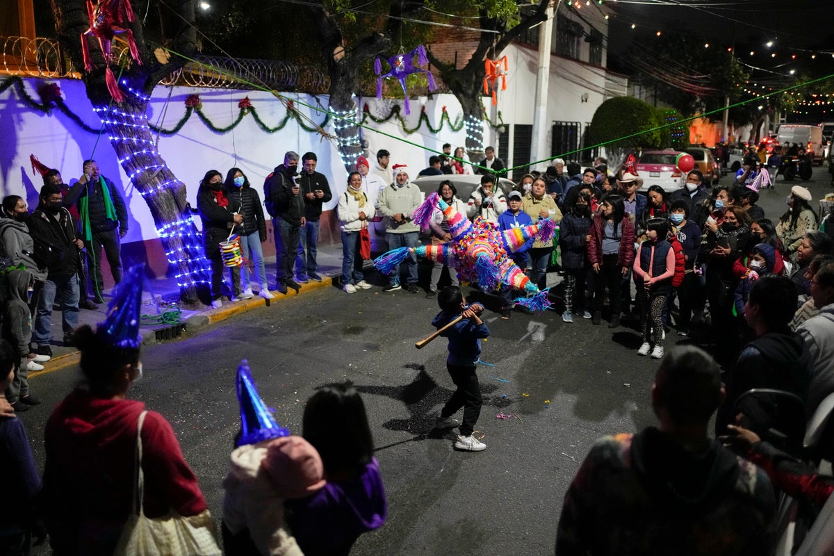 Esto es lo que debes saber sobre las posadas navideñas en México