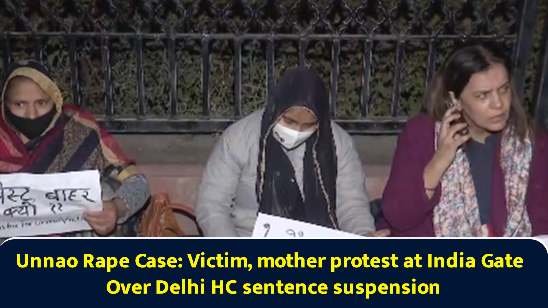 Unnao rape case: Victim, mother protest at India Gate over Delhi HC ...