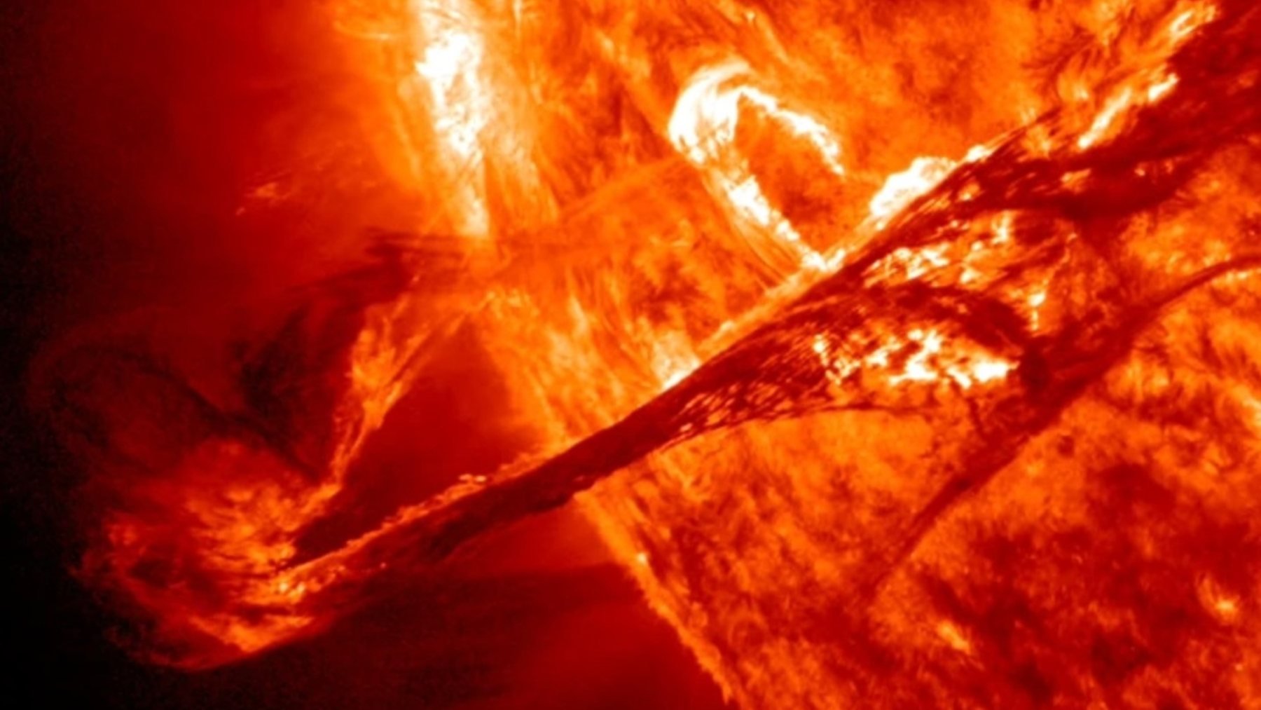 Alerta total por la tormenta solar severa que llega a la Tierra a ...