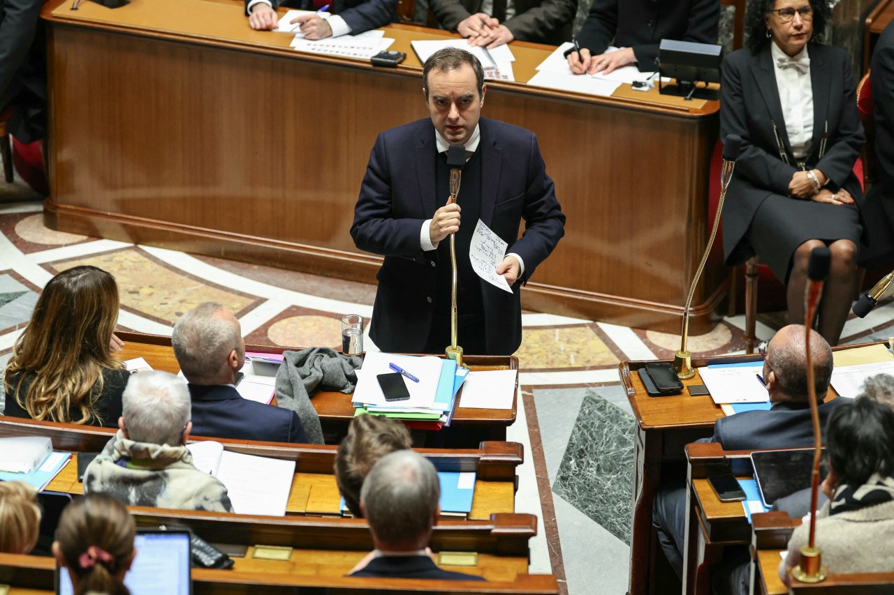 Political paralysis is the new normal in France—and the far right is ...