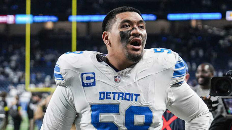 Former Oregon stars Penei Sewell, Derrick Harmon square off in epic NFL ...