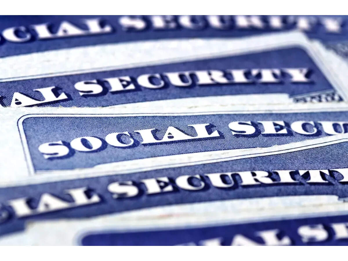 Simple math reveals the best age to take Social Security, and it’s not ...