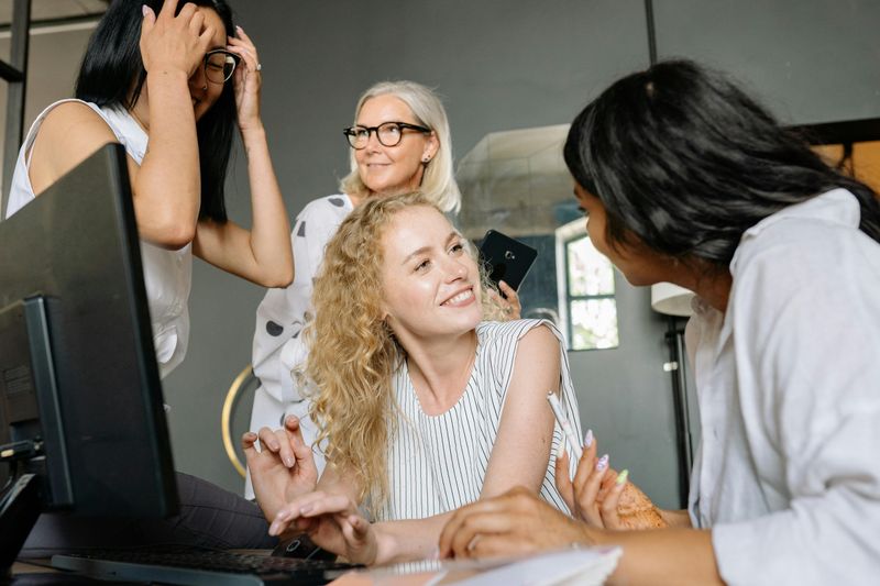 12 signs your coworkers secretly can't stand you