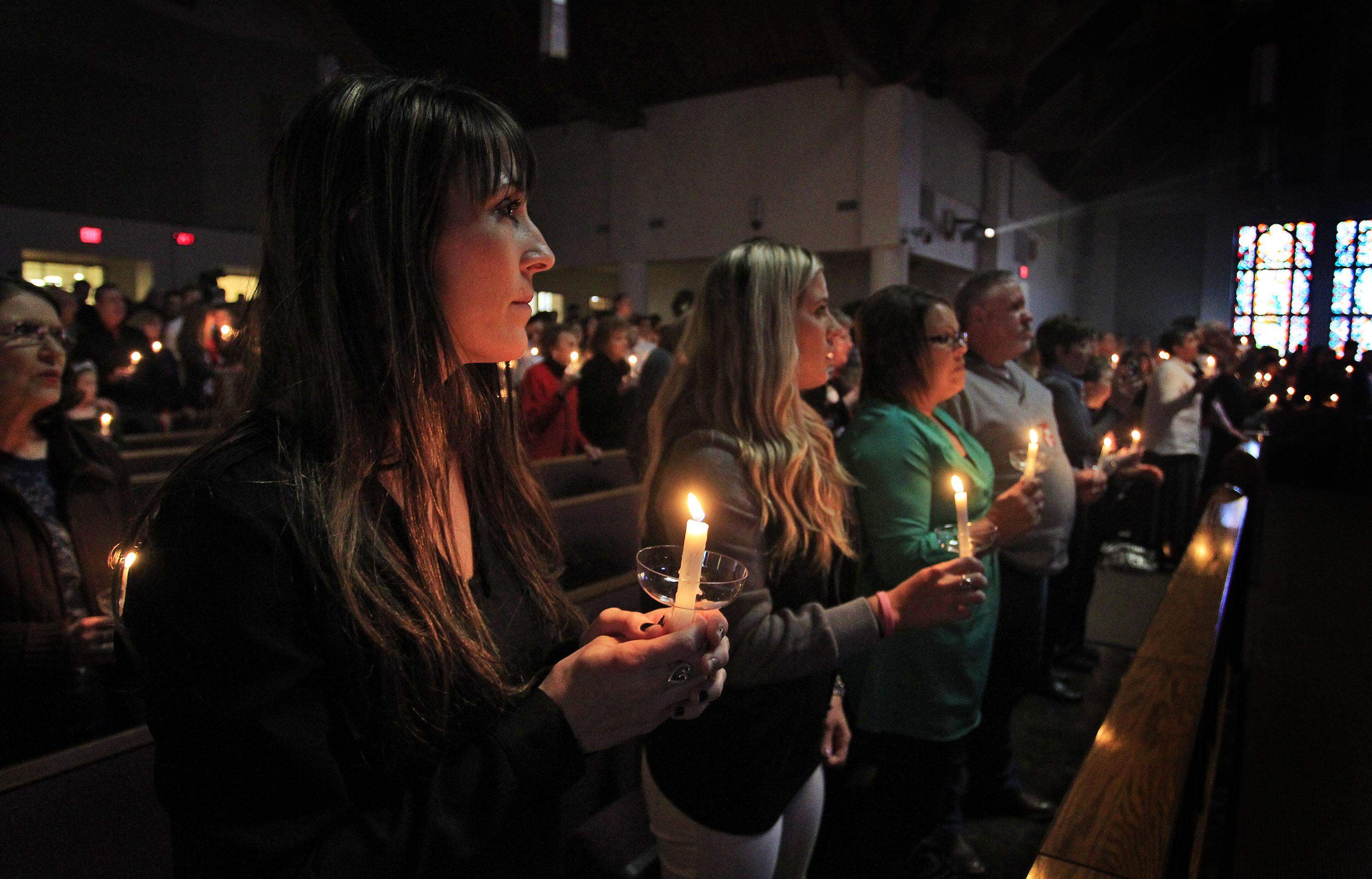 Here's where to find some Christmas Eve candlelight services in North Texas