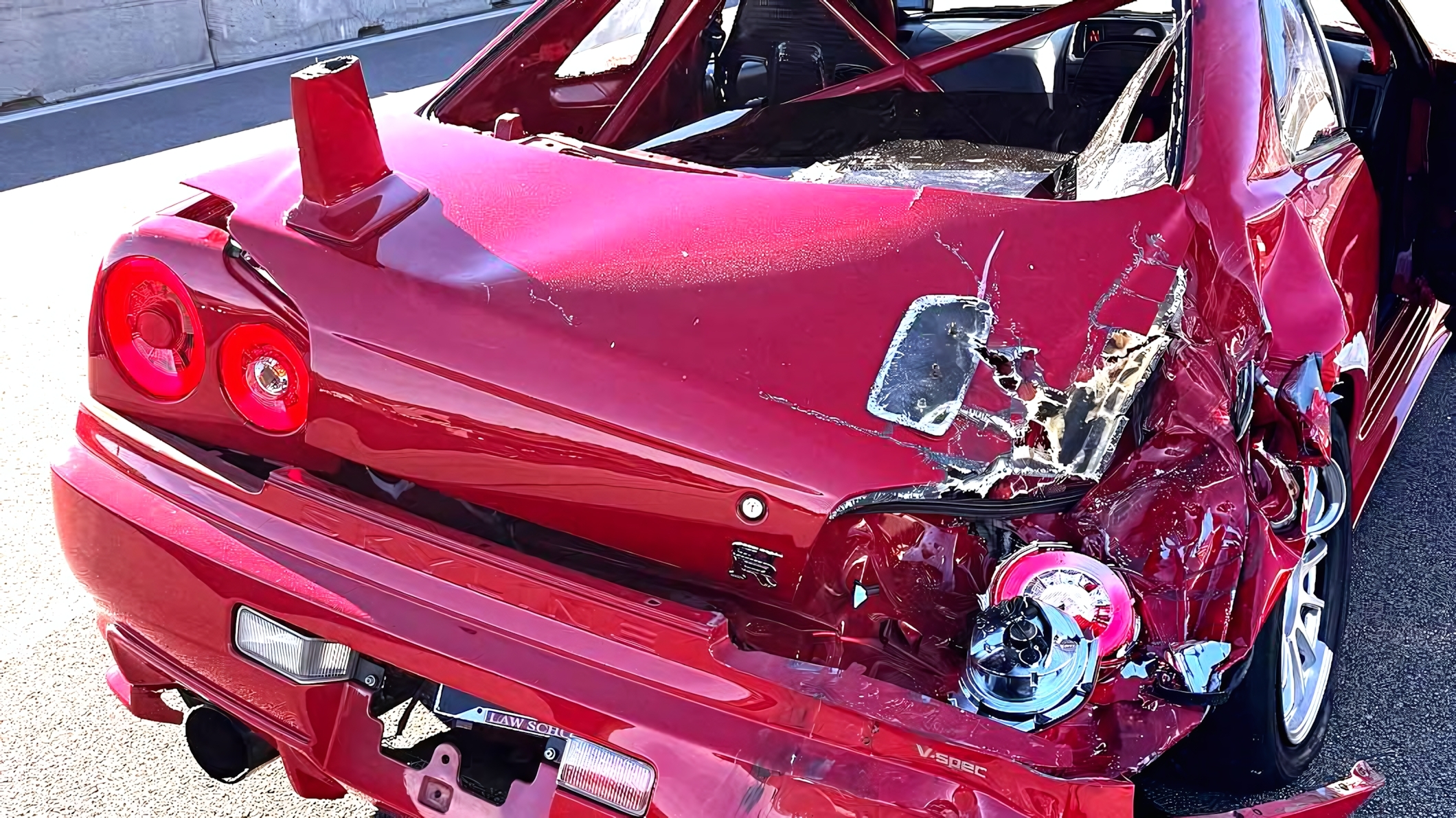 Forklift crashes into two Nissan Skyline GT-Rs at Laguna Seca