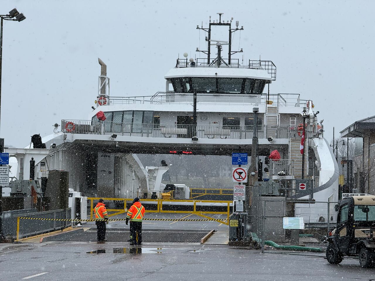 Frustrations mount on and off Wolfe Island amid latest ferry disruptions