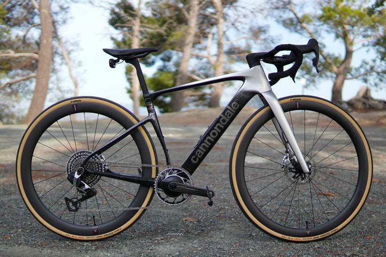 Velo 2025 road bike of the year winner: The Cannondale Synapse