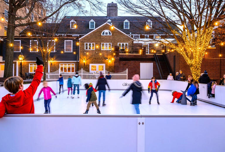 Christmas weekend 2025 in New Jersey: Light shows, Santa visits, and ...