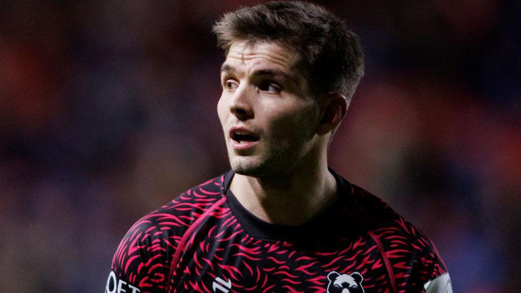 Bristol scrum-half Randall signs 'long-term' deal