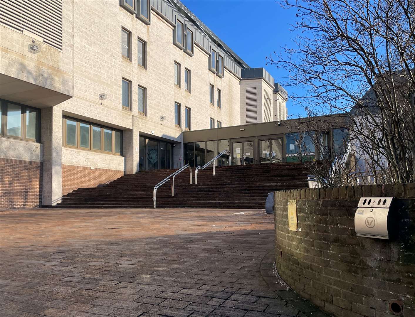 Sittingbourne woman could go to prison after lying about death threats ...