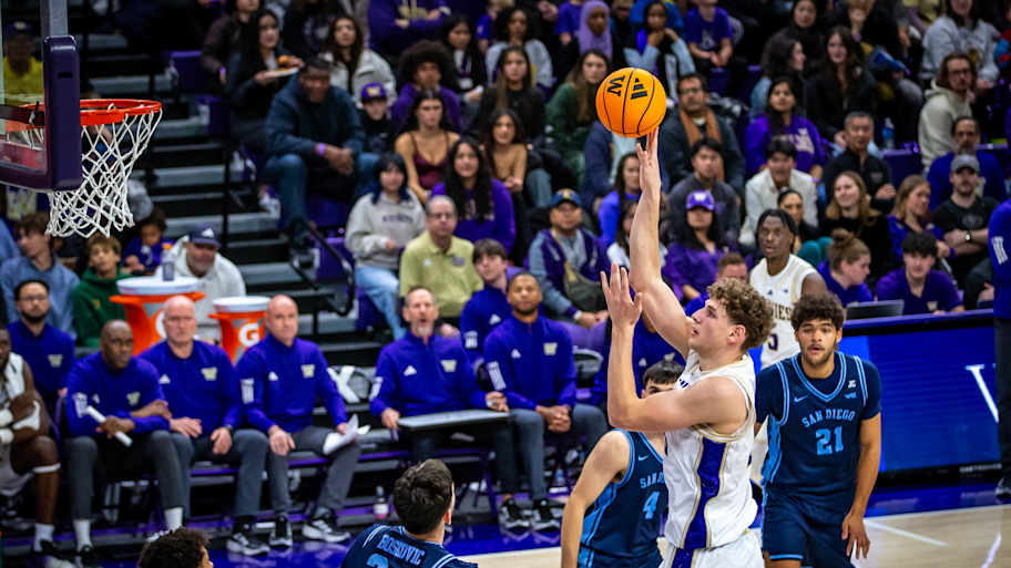 UW's Steinbach on watch list for top NCAA player accolade