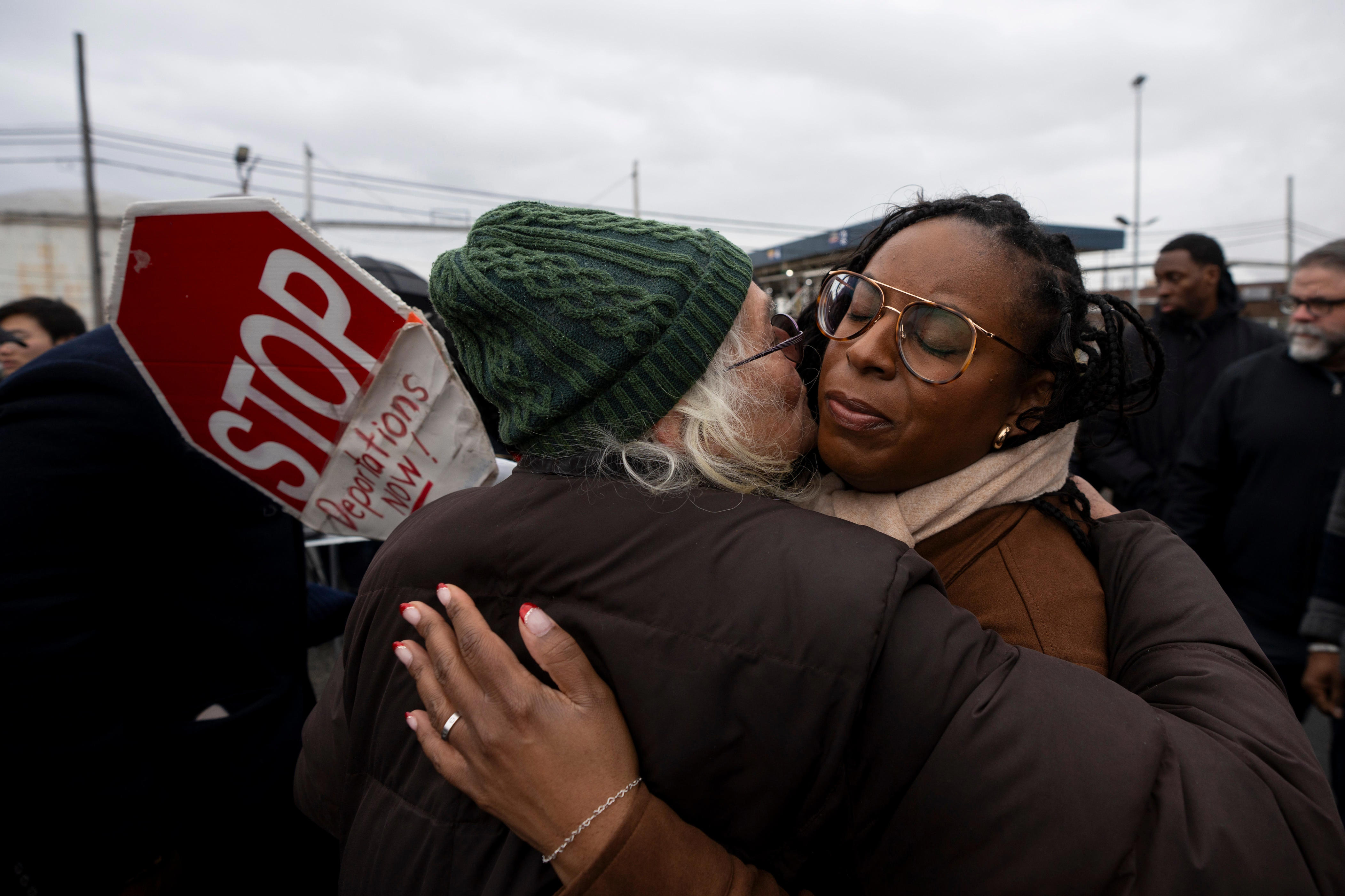 Congress members inspect Delaney Hall after its first reported death