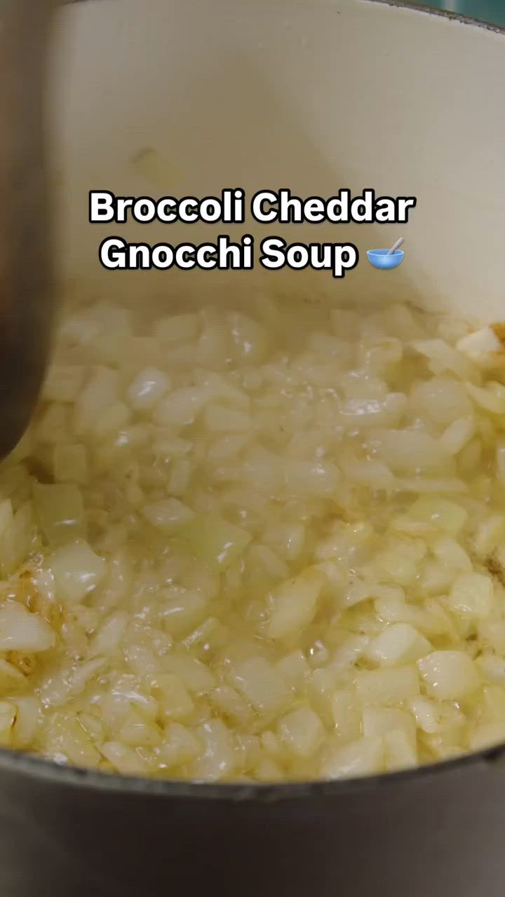 Broccoli cheddar gnocchi soup