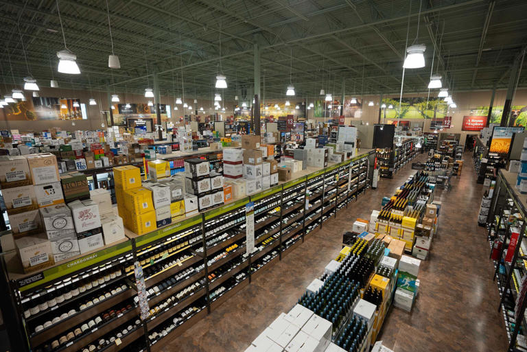 You can't buy most alcohol on Christmas in KS. When Wichita liquor ...