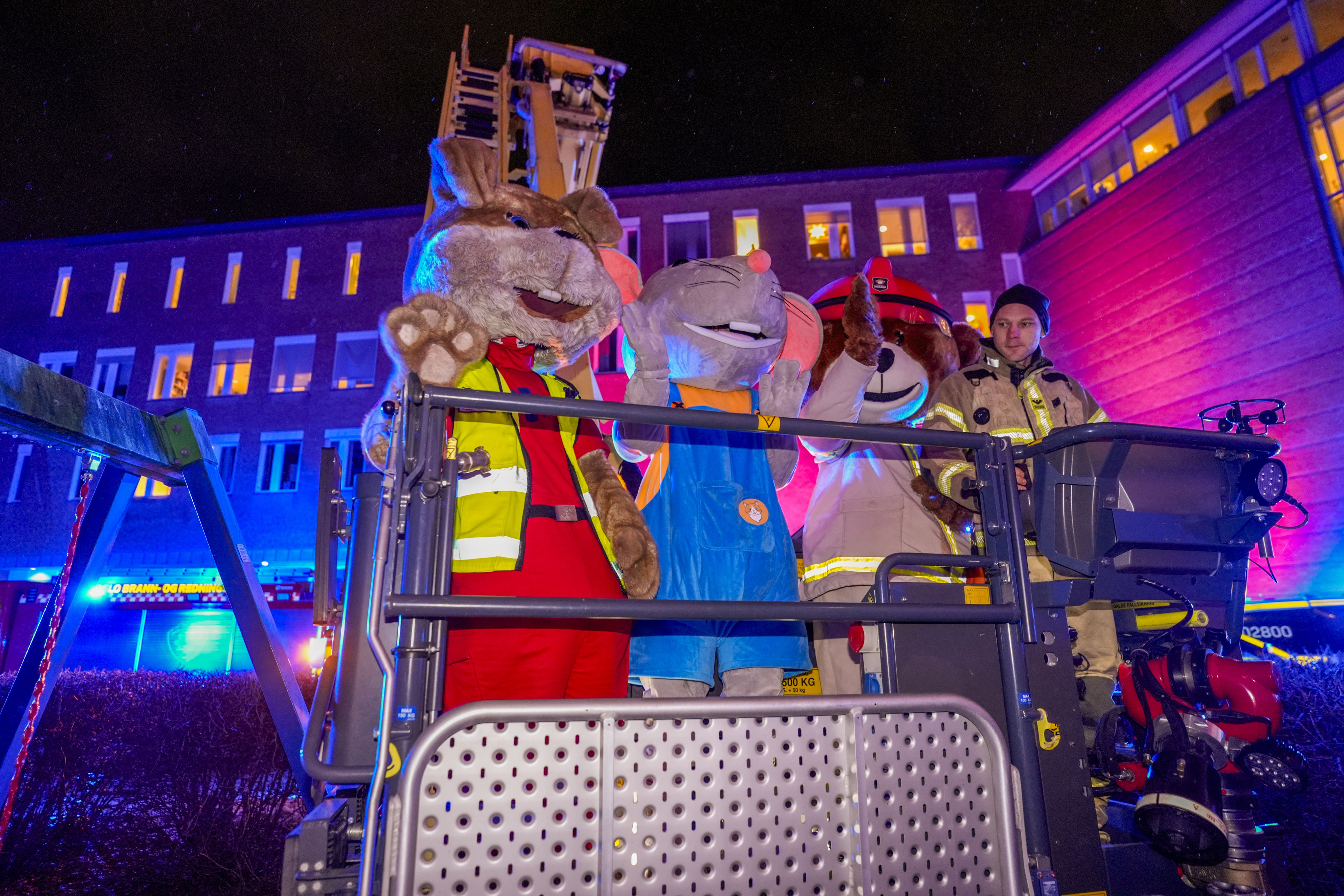 Nødetatene besøker barneavdelinger på sykehus i Oslo