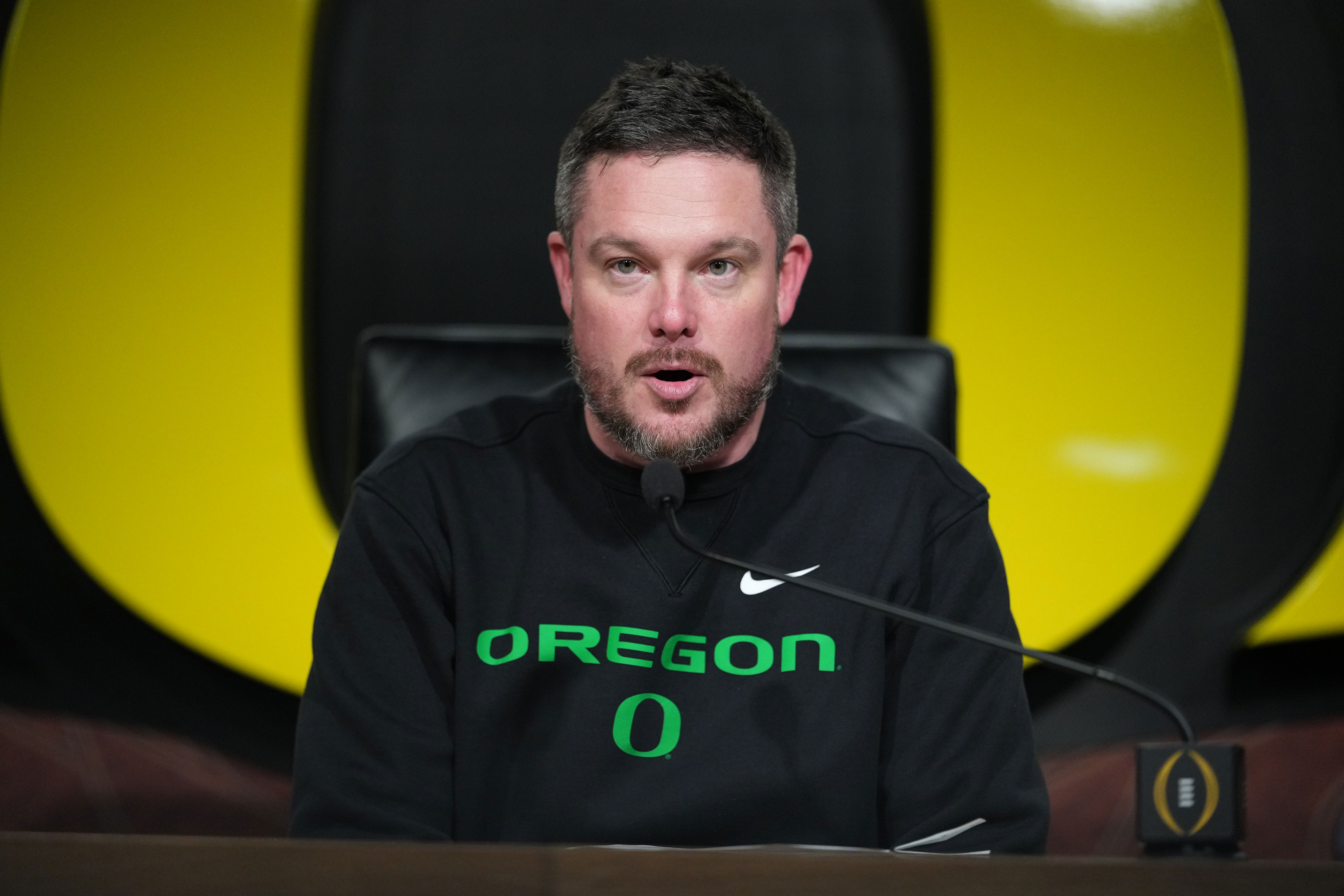 Oregon's Dan Lanning openly blasts College Football Playoff format