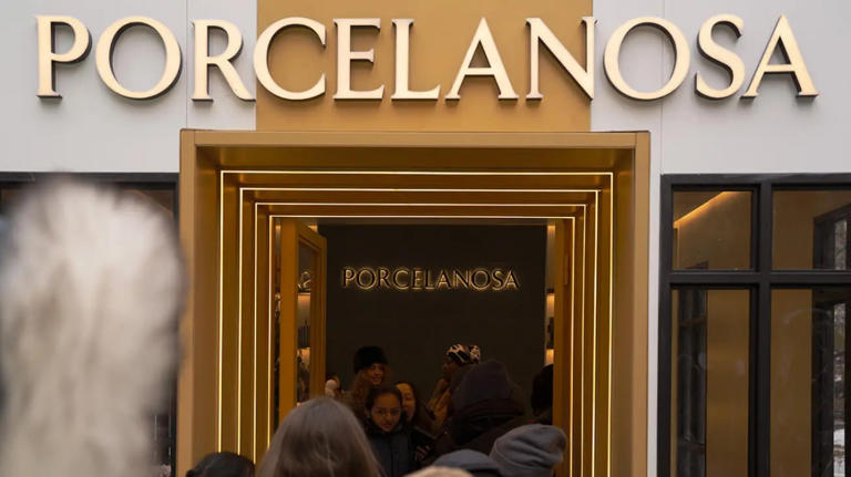 Porcelanosa celebra la Navidad en Nueva York con 'The Materialist Gift'