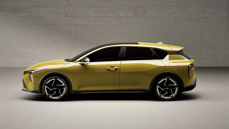 Kia K4 2026 : une nouvelle version et 500 $ de plus pour l'hatchback