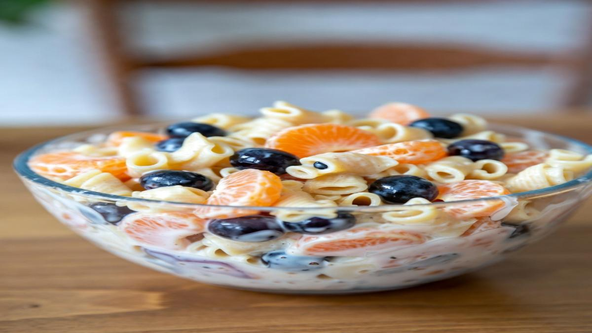 The Retro Dessert Making a Comeback: Why Everyones Talking About Frog ...