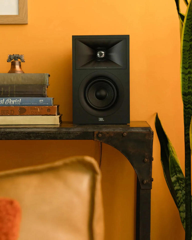JBL’s beautiful entry-level bookshelf speakers just got even more ...