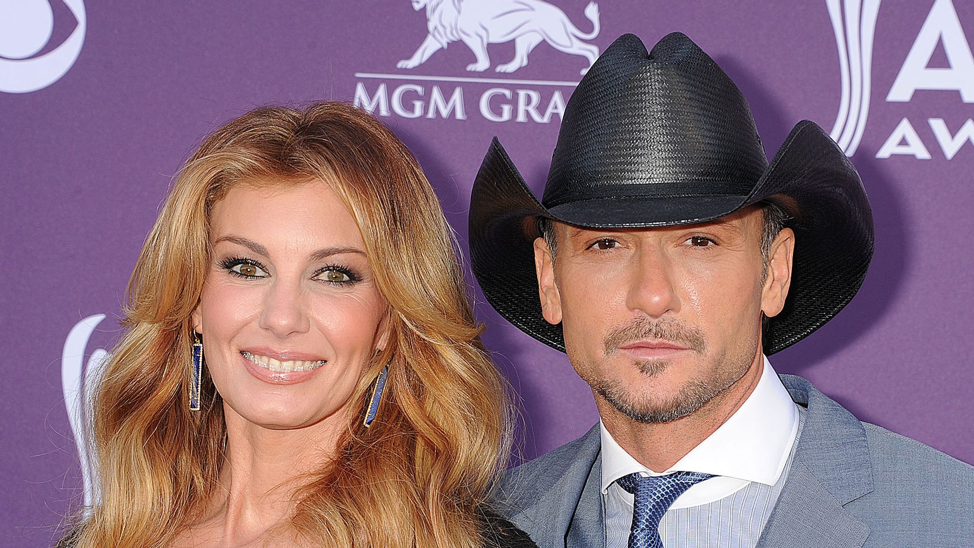 Tim McGraw unveils sky-high Christmas tree in $15.7m Nashville mansion