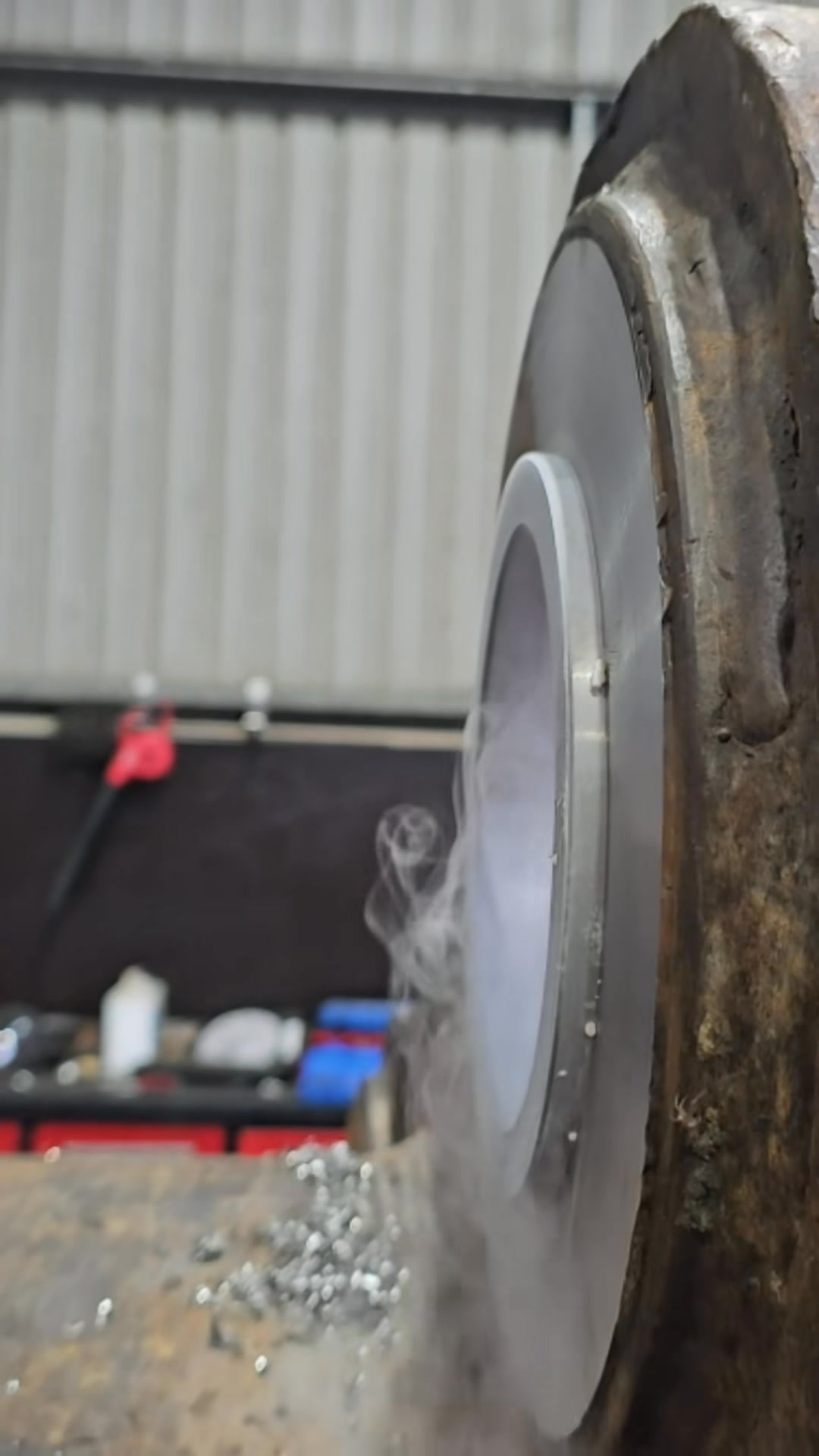 Using liquid nitrogen for a precision fit