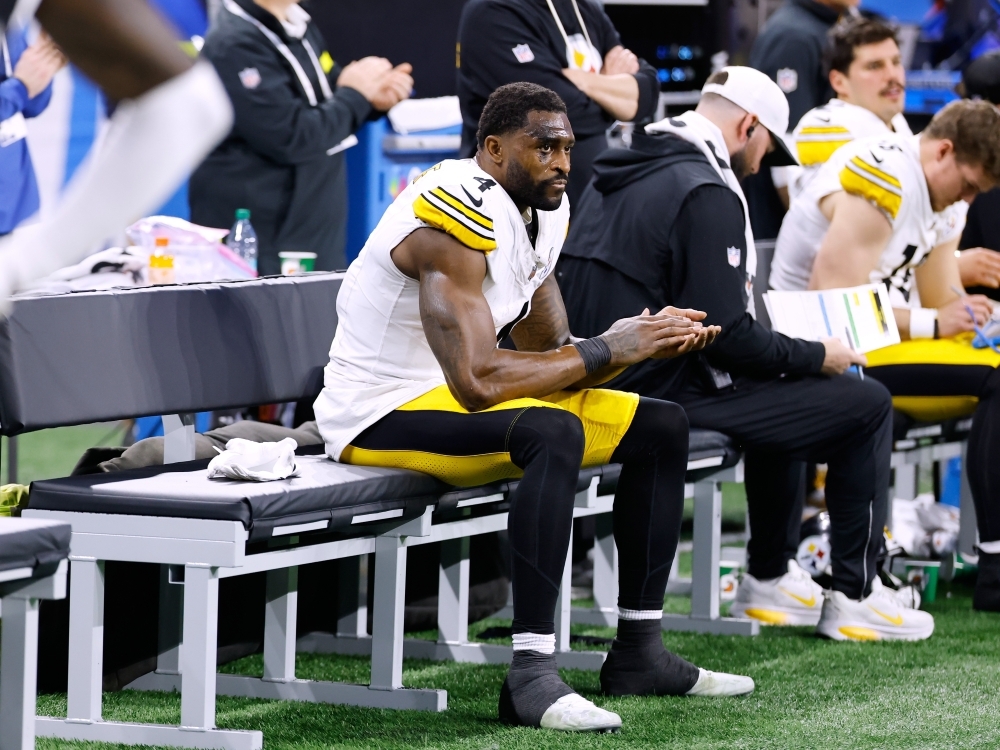 DK Metcalf could lose $45 million in guaranteed money after fan ...