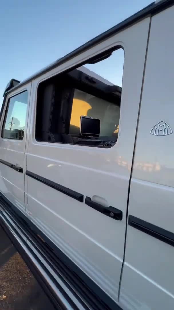 Kardashian’s wild G-Wagon convertible SUV is like a private jet